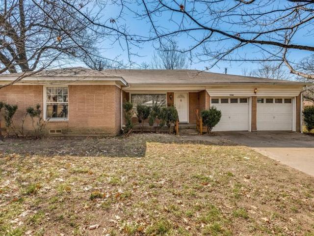 1706 Henderson Ct, Irving, TX 75061