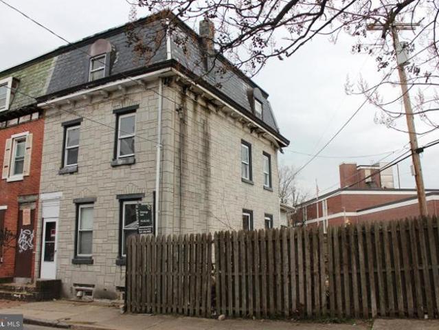 1706 Kinsey St, Philadelphia, PA 19124
