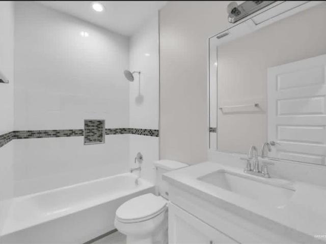 1706 Playa Drive 2
