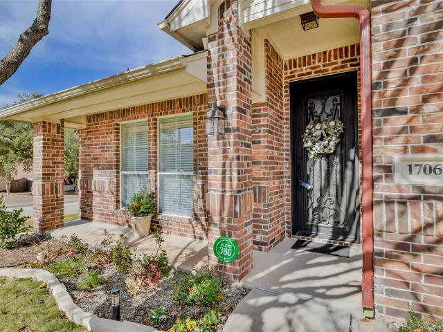 1706 Summerhill Ct, Granbury, TX 76048 | MLS #21154 | Compass