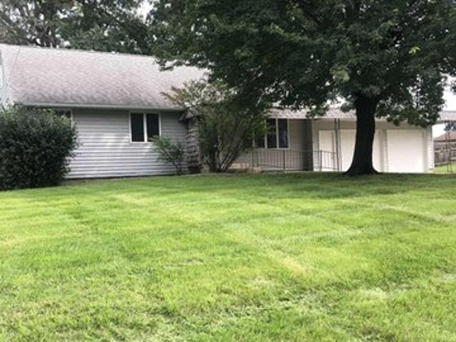 1706 S 11th St, Oskaloosa, IA 52577