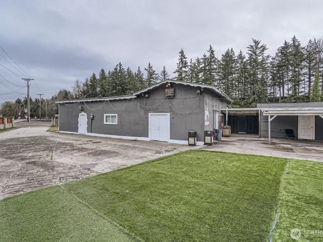 1706 SE Auburn Black Diamond Rd, Auburn, WA 98002