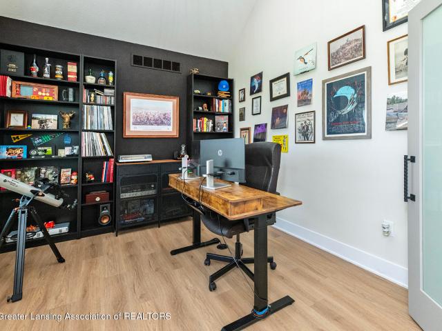 1706 Simmons Road
