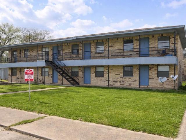 1706 W Cameron Ave