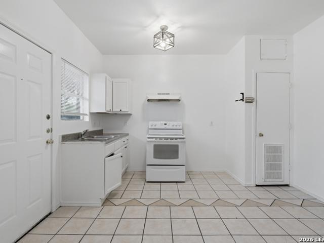 1706 W Craig Pl, Unit 4