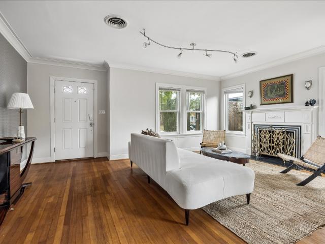1706 W Main Street
