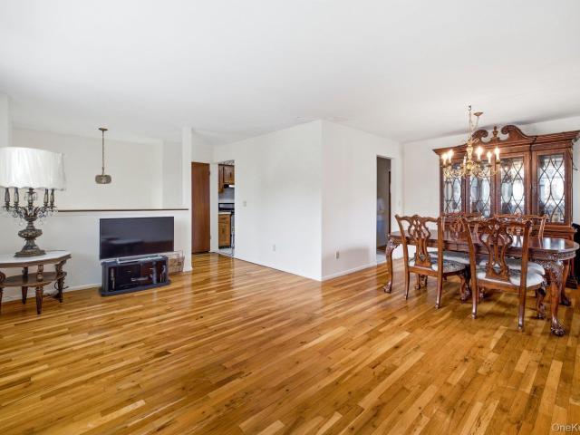 1706 Washington Drive