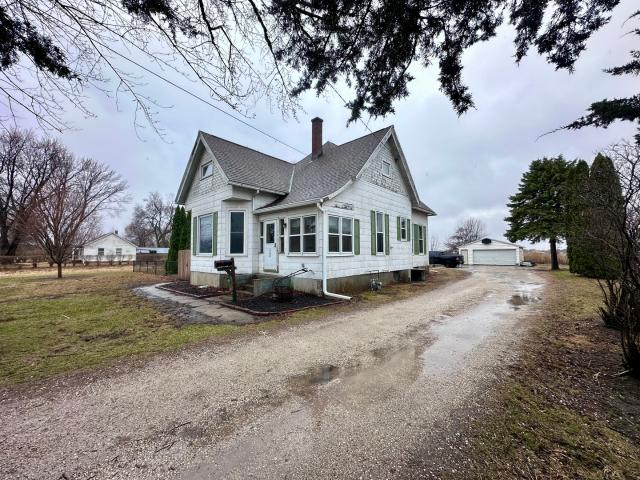 1706 14th Ave, Rock Falls, IL 61071 | MLS #12593 | Compass