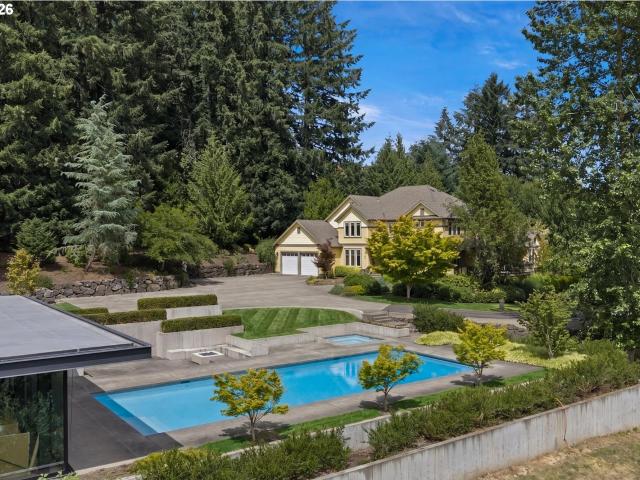 17071 sw mount hood dr