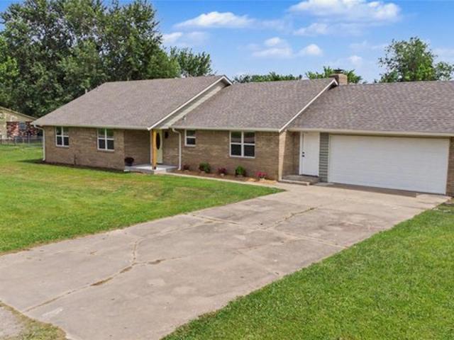 17074 E 107th St N, Owasso, OK 74055