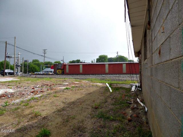 1707 Main Street