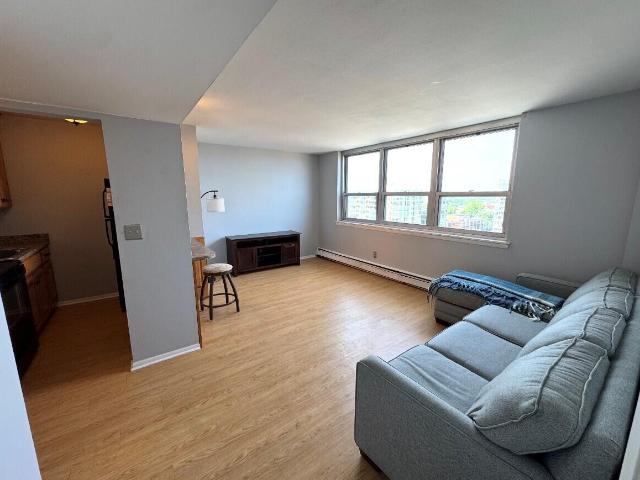 1707 N Prospect Ave, Unit 12D
