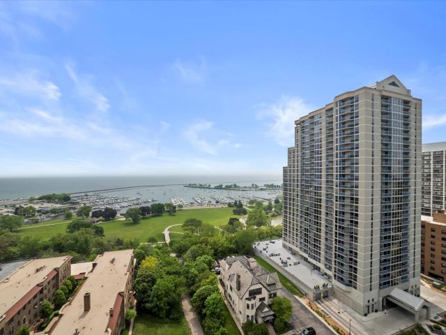 1707 N Prospect Ave, Unit 4A, Milwaukee, WI 53202 | MLS #1950
