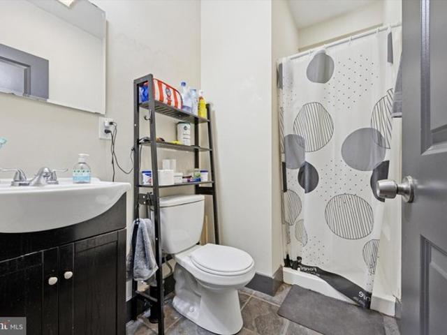 1707 Arlington St, Philadelphia, PA 19121
