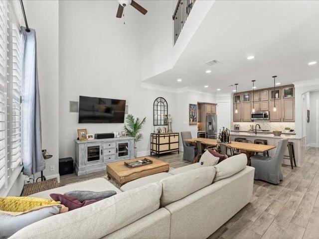 1707 Basil Branch Dr, Houston, TX 77055
