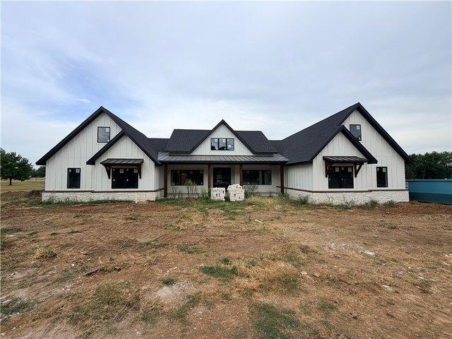 1707 Dogwood St, Siloam Springs, AR 72761