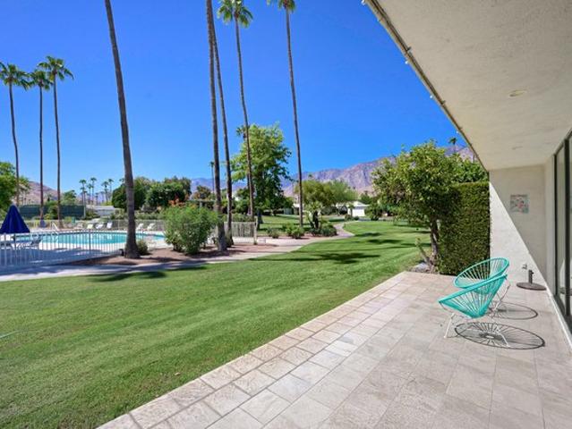 1707 Grand Bahama Dr W, Palm Springs, CA 92264