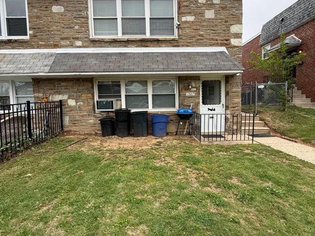1707 Griffith Street