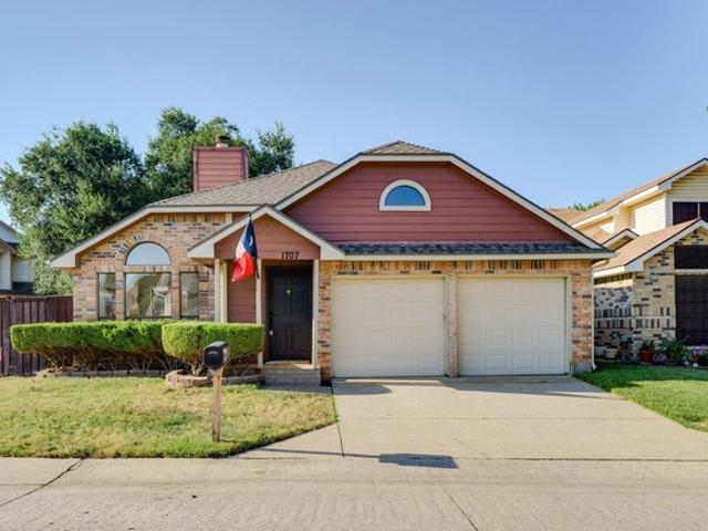 1707 Lakestone Ct, Garland, TX 75044