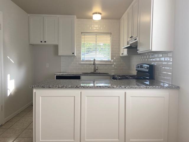 1707 LAWYER Street unit B