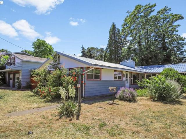 1707 Roberts St, The Dalles, OR 97058