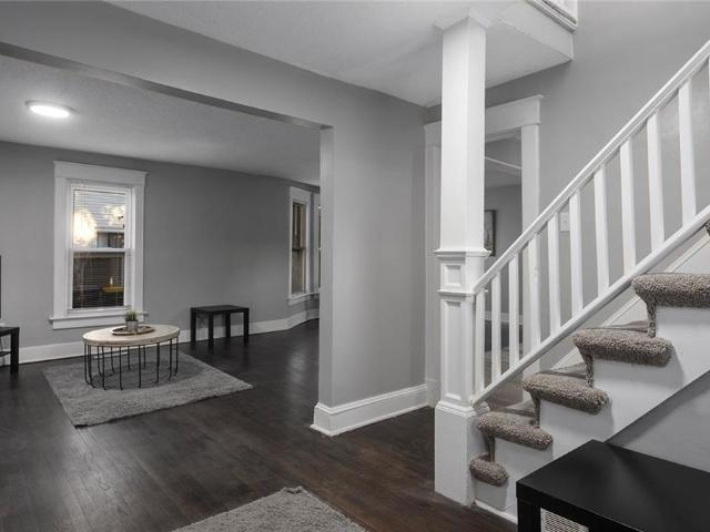 1707 W 44th Street