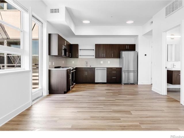 1707 Walnut Street # 209