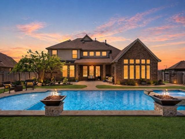 1707 Waterlilly River Ln, League City, TX 77573