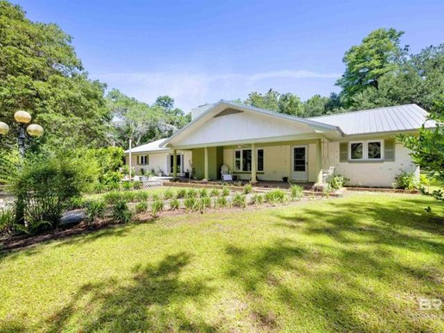 17080 Sarahs Way, Summerdale, AL 36580