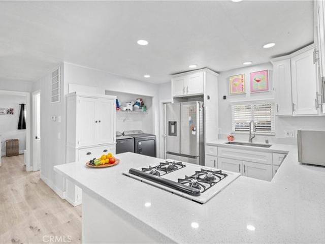 17086 Esperanza Dr, Perris, CA 92570