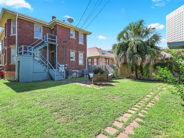 1708 Market Street B