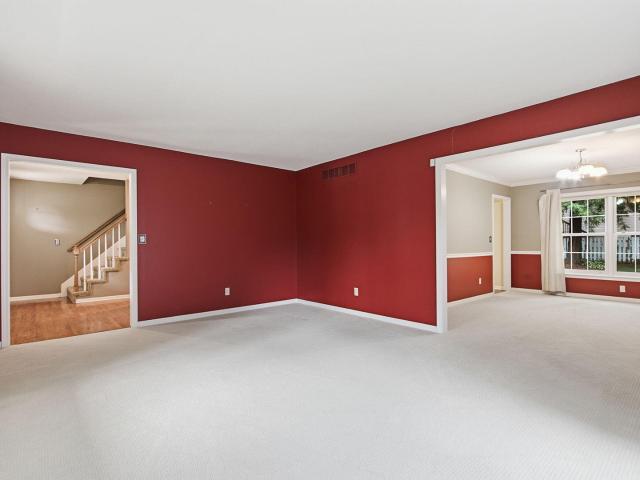 1708 oak cliff pl