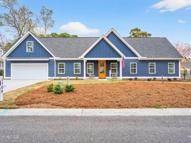 1708 Oakbrook Dr SW, Ocean Isle Beach, NC 28469