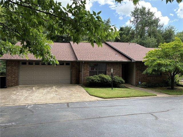 1708 Deer Run Dr Unit 13, Harrison, AR 72601