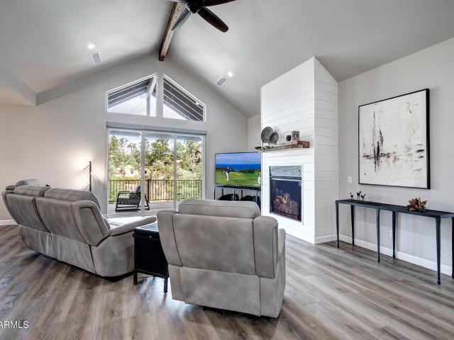 1708 e velvet mesquite court