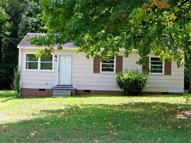 1708 Fairbrother St, Greensboro, NC 27405