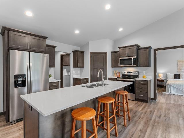 1708 patriot way