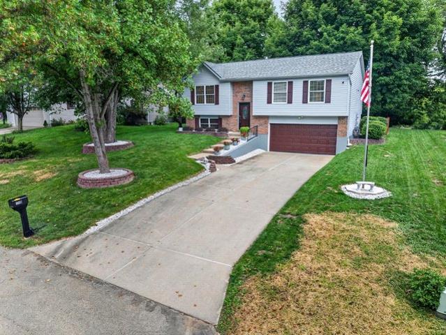 1708 Tuppence Trl, Lawrenceburg, IN 47025
