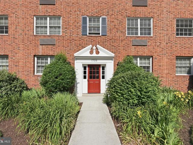 1708 W Abingdon Drive # 202
