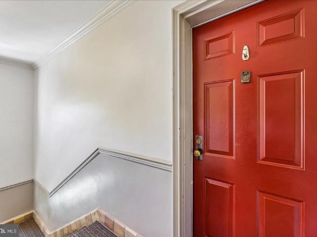 1708 W Abingdon Drive # 301