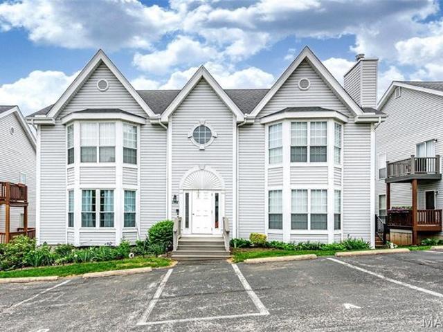 1708 Whispering Creek Dr Apt A, Ballwin, MO 63021