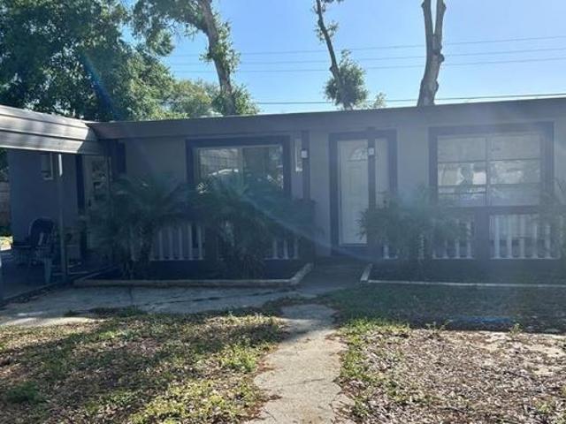 1708 Wishing Well Way, Tampa, FL 33619