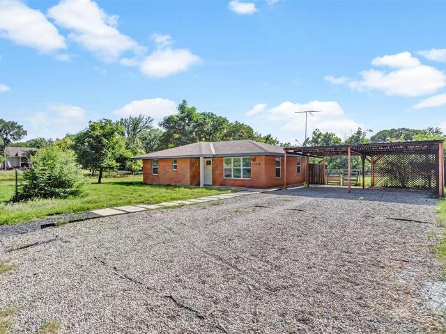1708 Woodcrest Dr