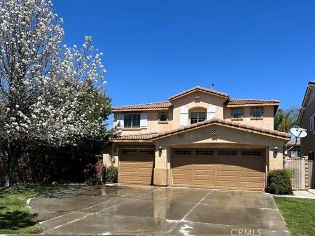 17090 Red Cedar Ct, Fontana, CA 92337