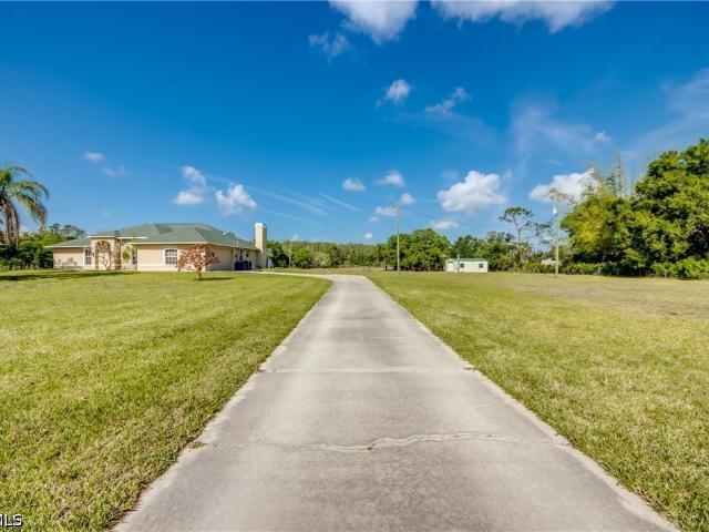 17090 Silver Panther Ln, Fort Myers, FL 33913 | MLS #2026015 | Compass