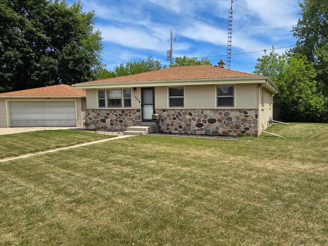 1709 Mercury Cir