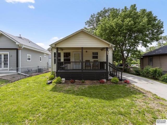 1709 N 30th St, Lincoln, NE 68503