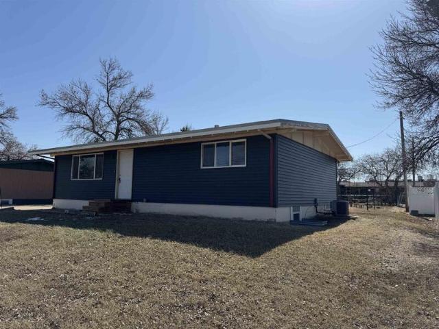 1709 Central Ave, Minot, ND 58701
