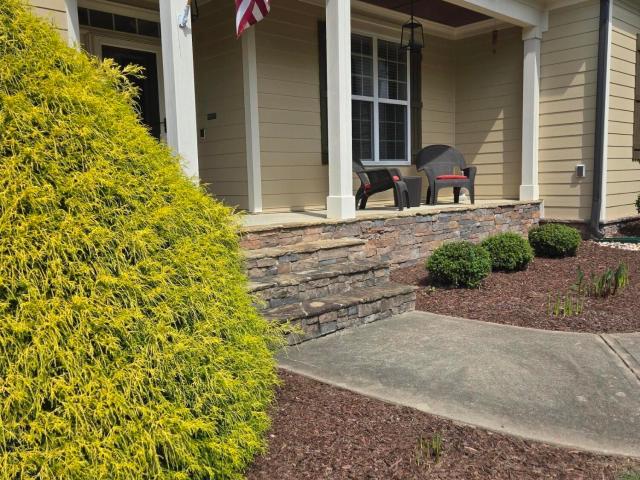 1709 Creekview Drive