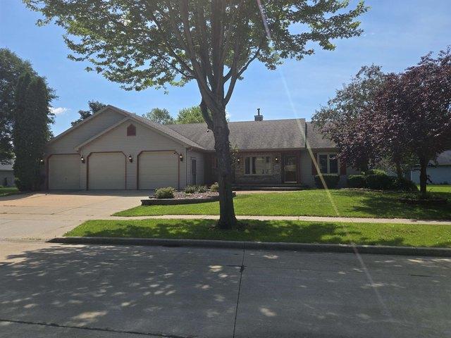 1709 E Bayberry St, Appleton, WI 54915